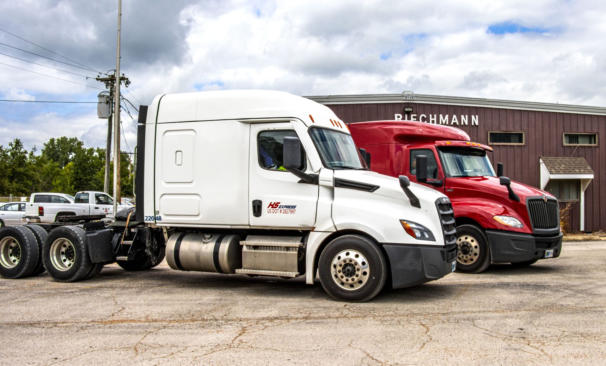 Contact - HS Express